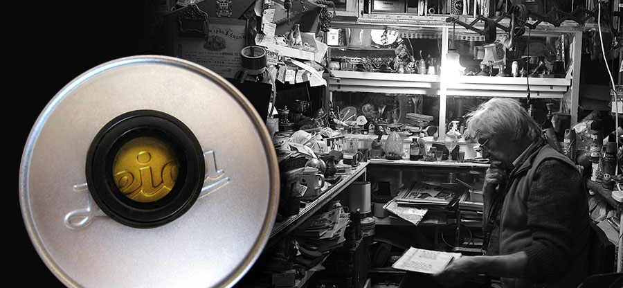 Walter Leica's new contrast lens accessory for easier focusing - Leica ...