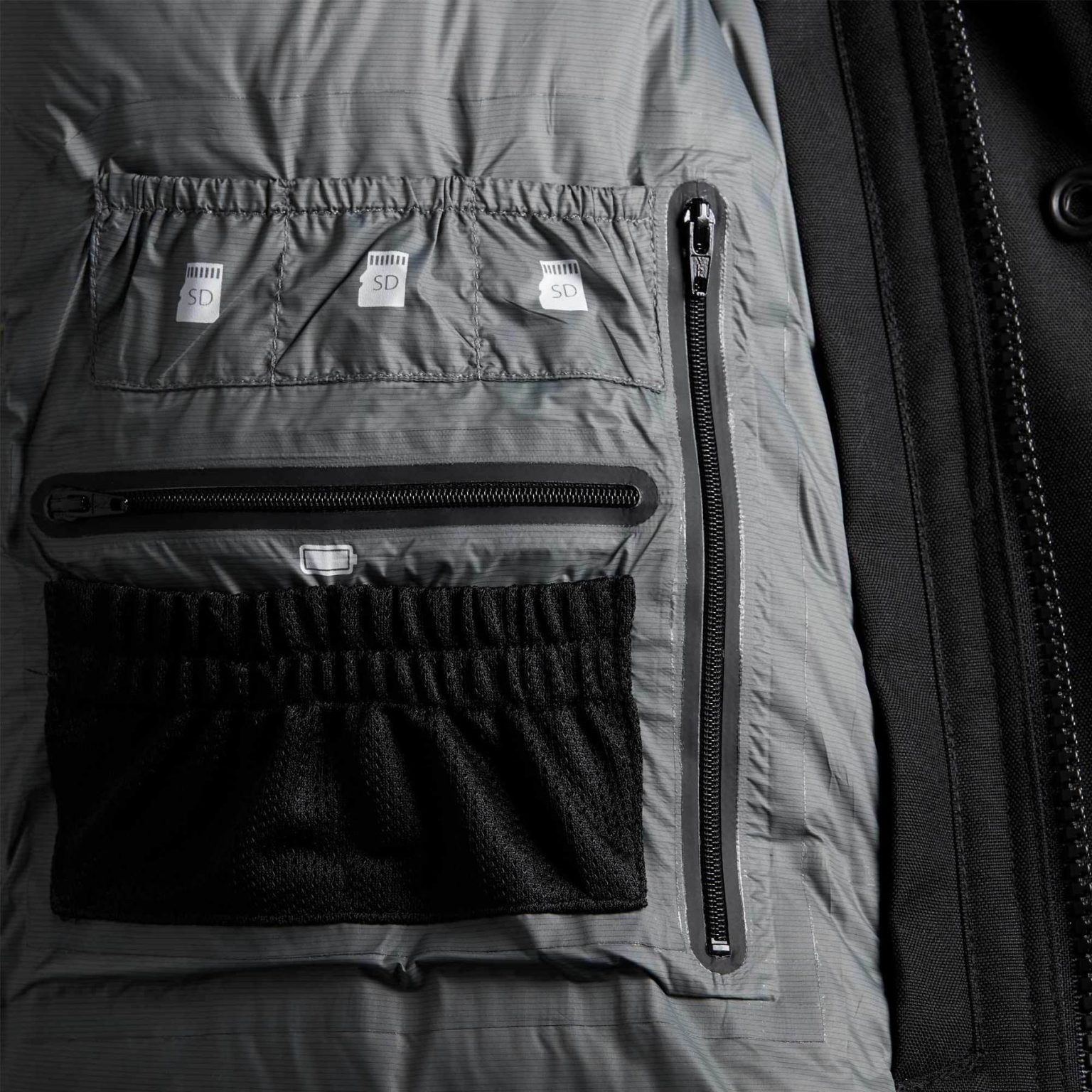 The world-first Shackleton x Leica collaboration created this new Frank ...