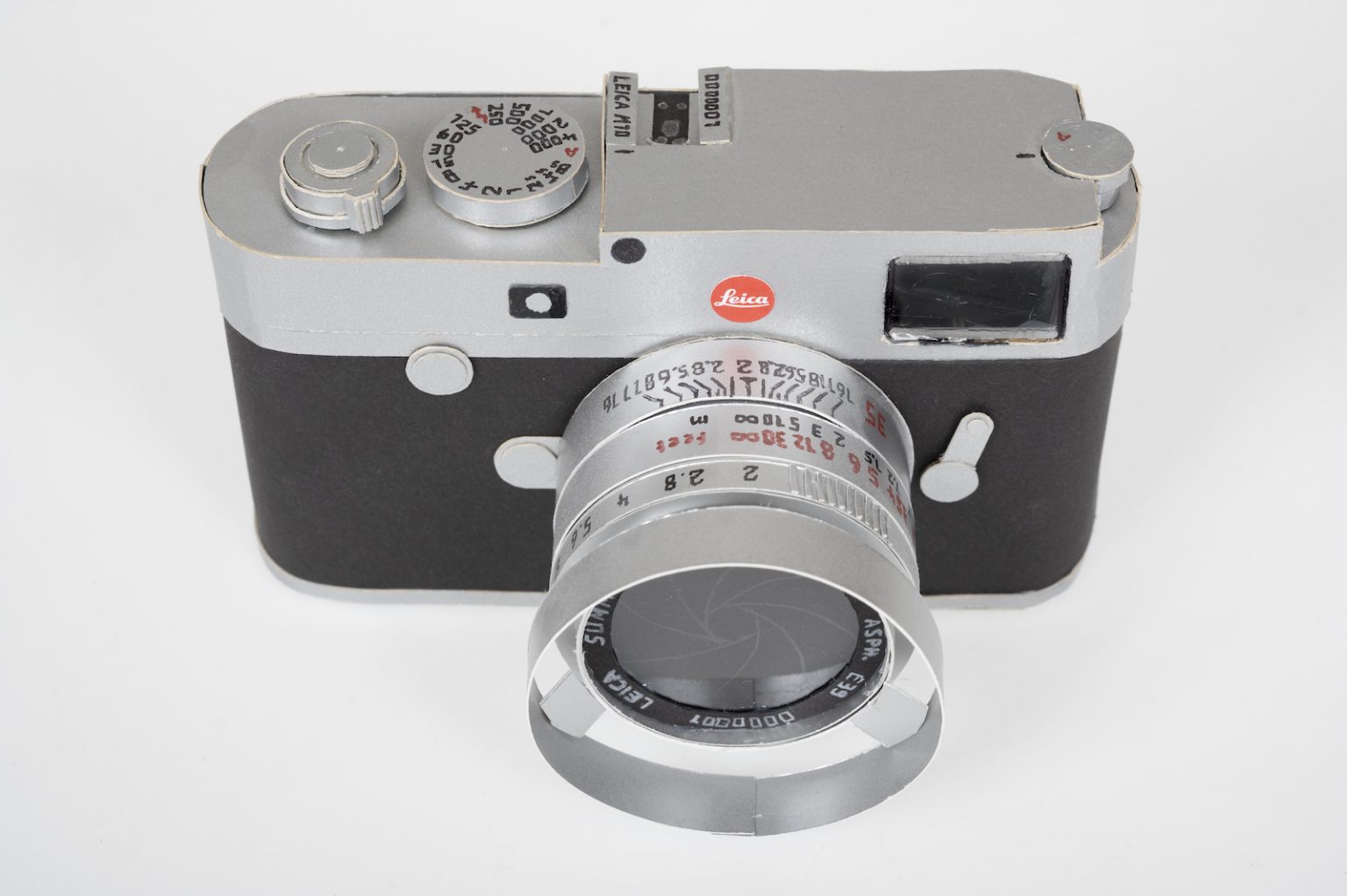 Leica M10 paper camera mockup by BuildYourCamera - Leica Rumors