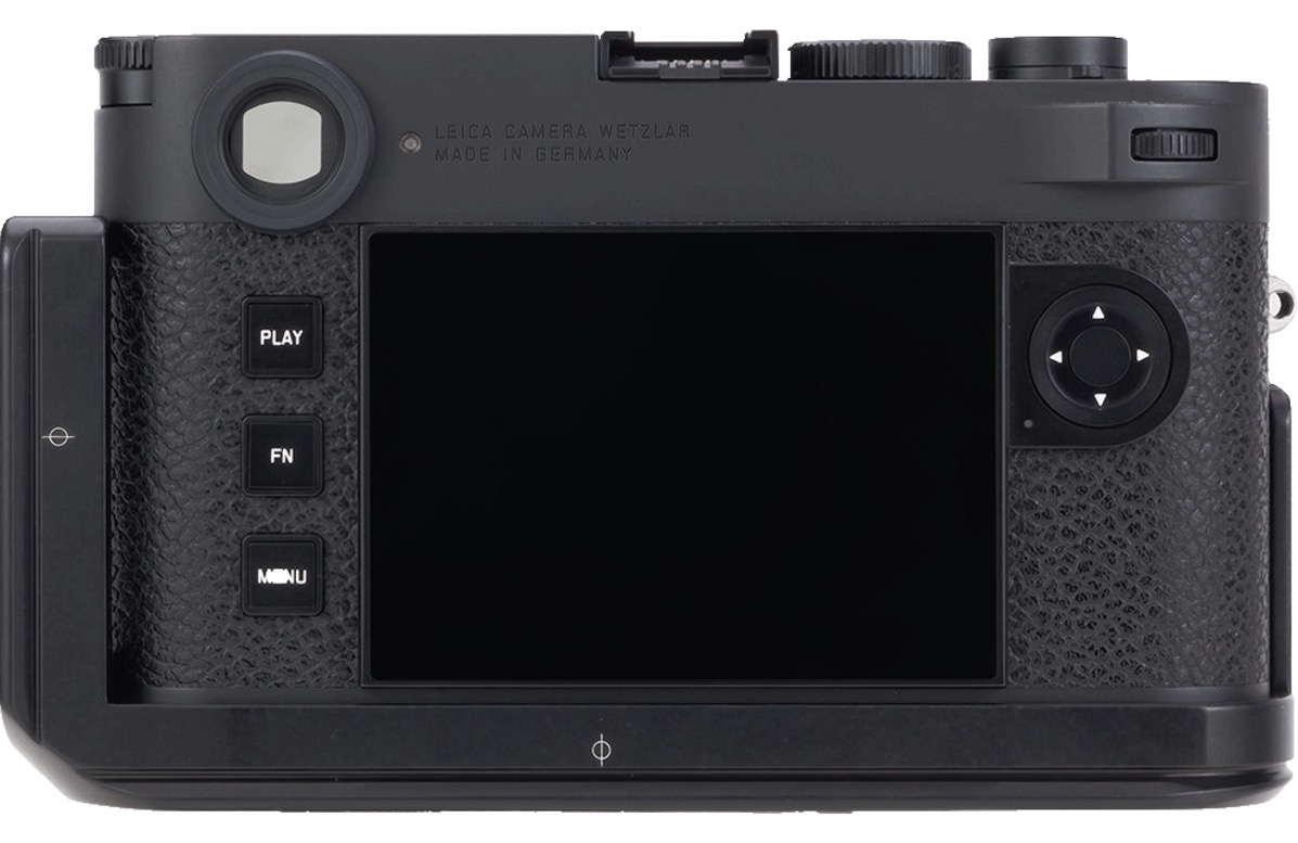 Really Right Stuff released a new L-plate + grip for the Leica M11 ...