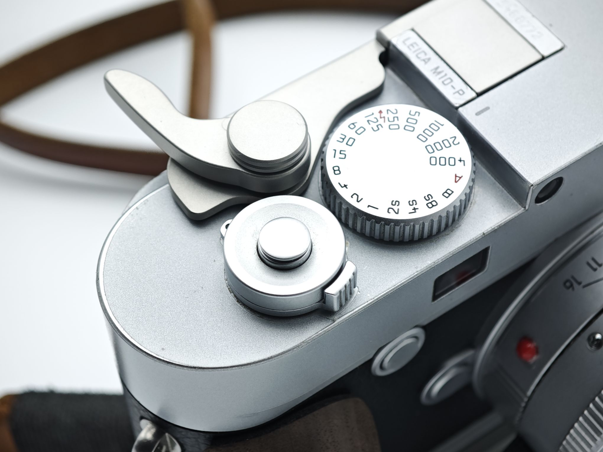 New: IDS foldable thumb grips (thumb rest) for Leica M10 + M11 cameras ...