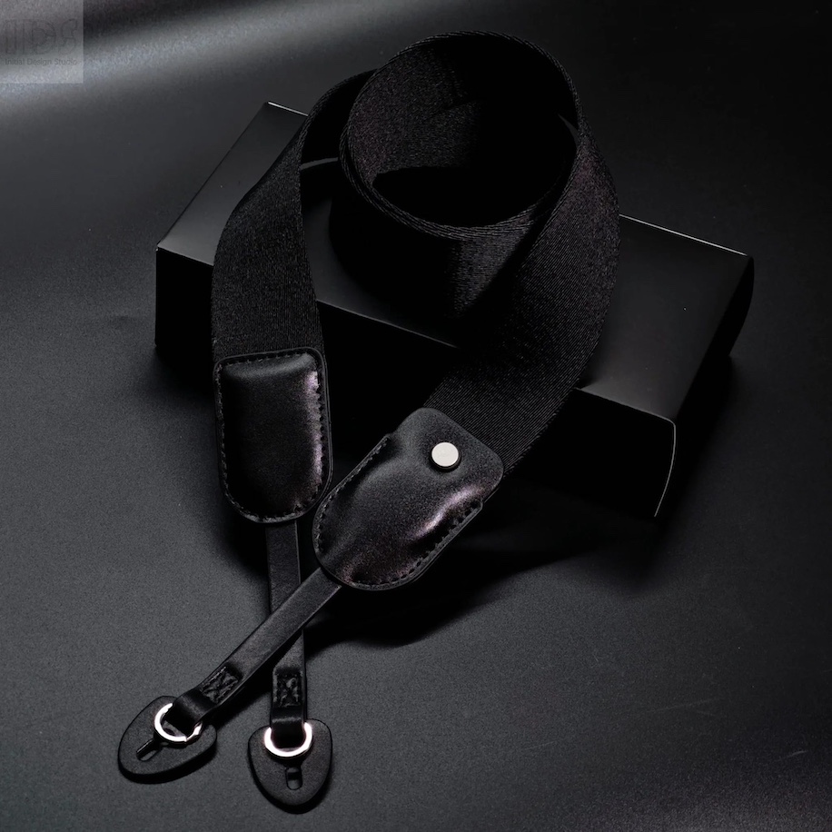 Just released: IDS Works TagStrap with Airtag hidden storage - Leica Rumors